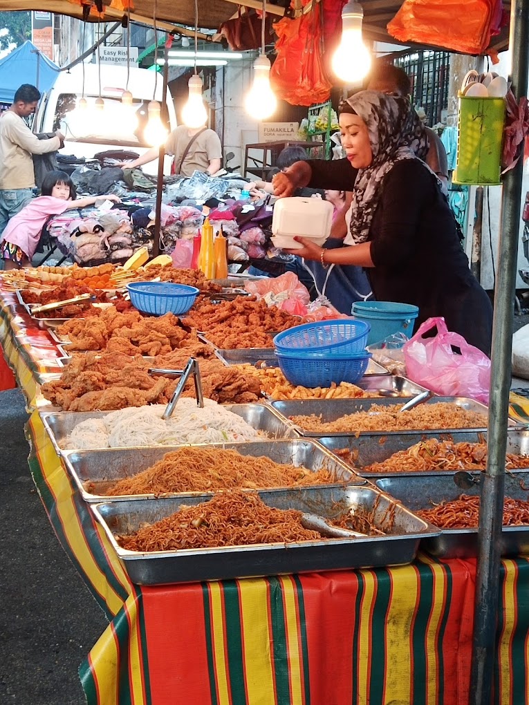 柔佛新山Pasar Malam超全时间表 ！让你每一天都能逛夜市~